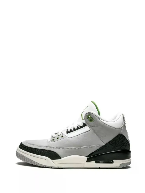 JORDAN Air 3 Retro Sneakers - Grey