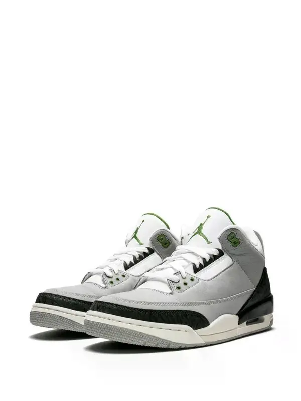 JORDAN Air 3 Retro Sneakers - Grey