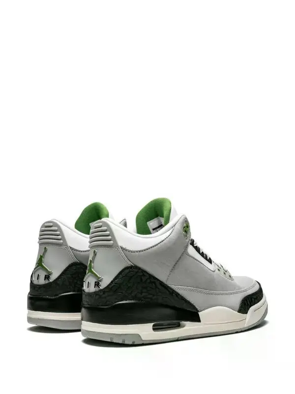 JORDAN Air 3 Retro Sneakers - Grey