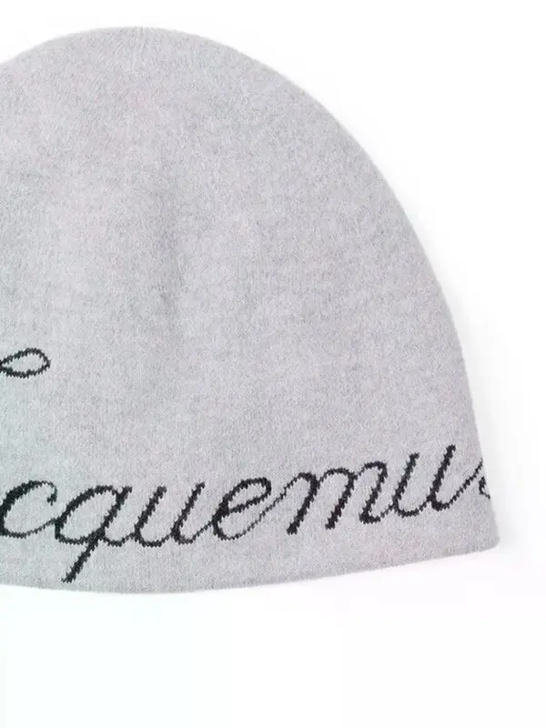 Jacquemus Atelier Logo-letter Beanie - Grey