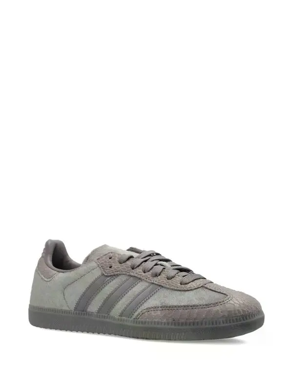 Adidas Stripe Detail Sneakers