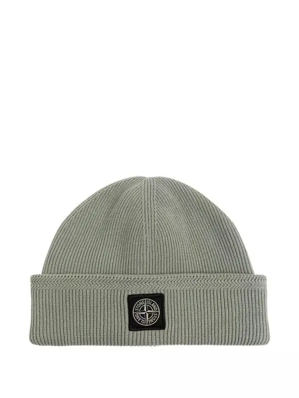 Stone Island Ribbed Knit Hat With Logo Patch - Grey