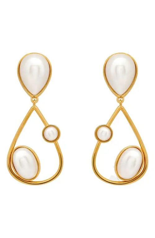 Oscar De La Renta Faux Clip-on Drop Earrings - Pearl