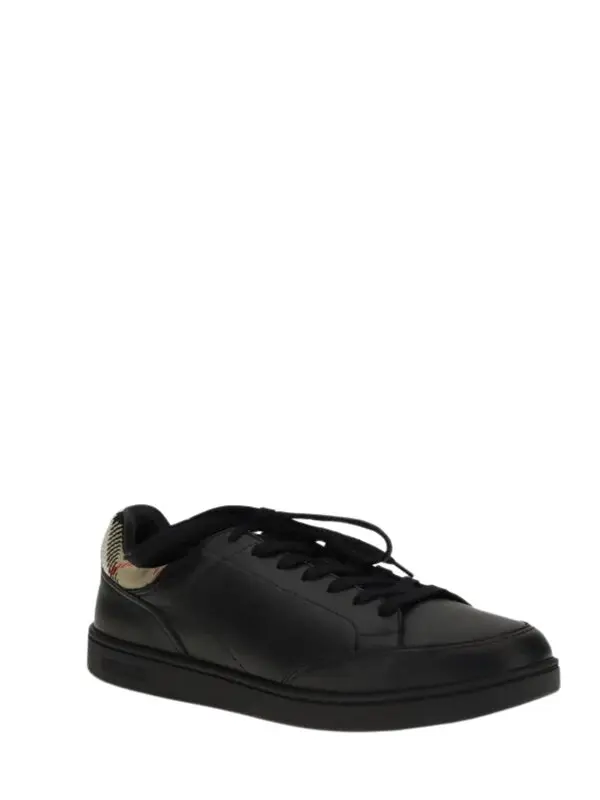 Burberry Bos Taurus Low Top Sneaker
