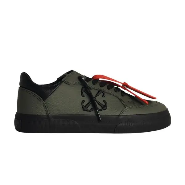 Off-White Low Vulcanized Sneaker