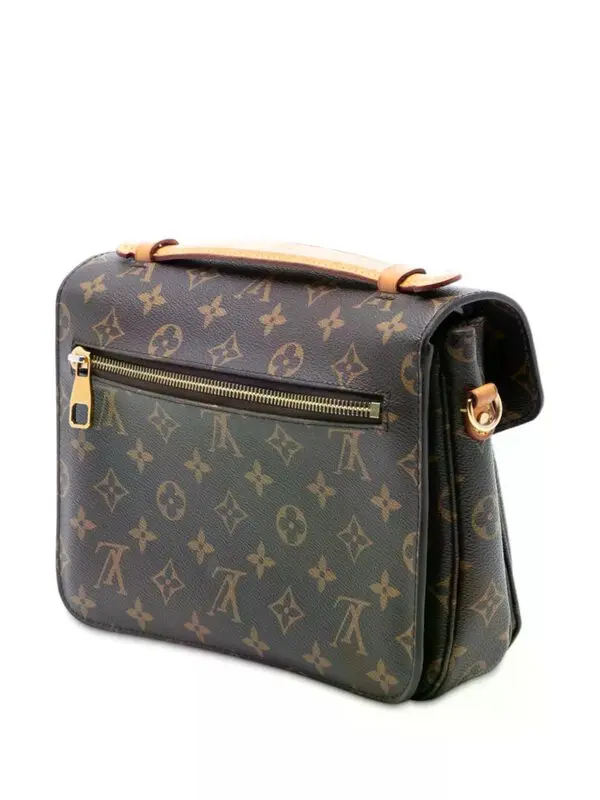 LOUIS VUITTON Monogram Pochette Metis