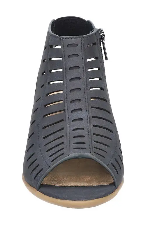 EASY WORKS BY EASY STREET Elevate Caged Sandals