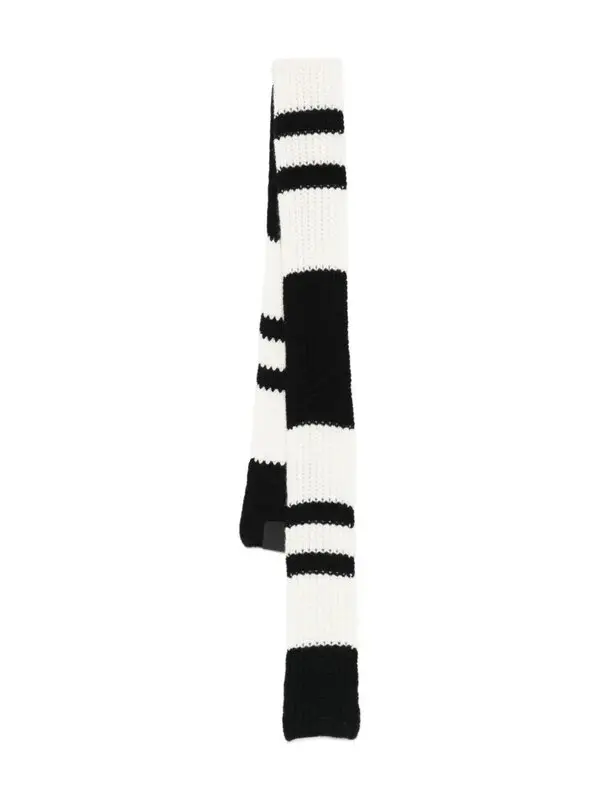 N.21 Knitted Scarf - White