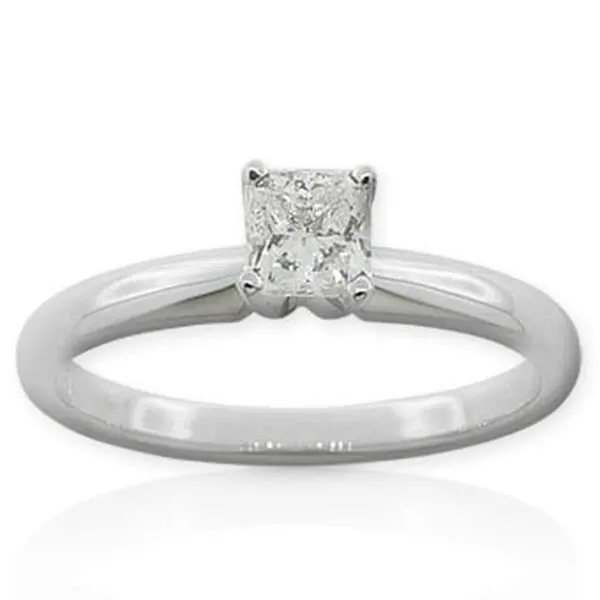 IKUMA 14k Diamond Solitaire Ring - Wht