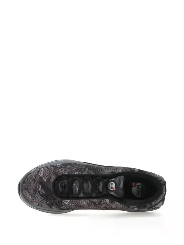Nike Max Dn Nrg Lace-up Sneakers - Grey