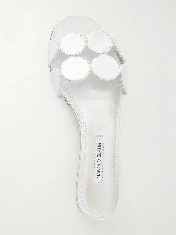Manolo Blahnik Haribalmu 10 Metallic Leather Slides - Silver