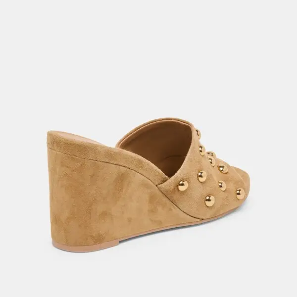 DOLCEVITA Holta Stud Wedges