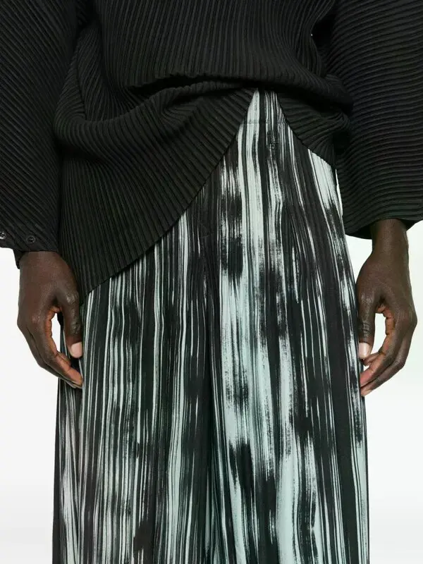 Issey Miyake Stripe-pattern Pleated Trousers