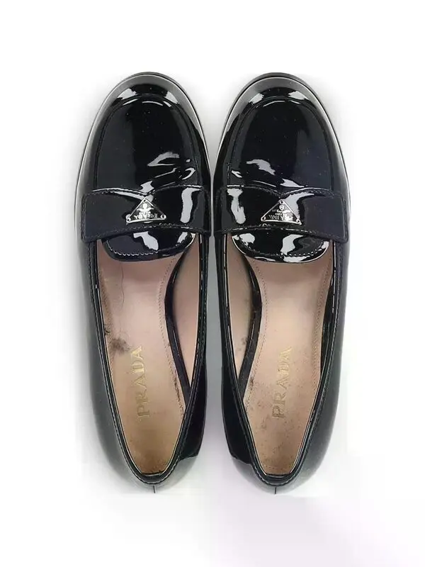 Prada Logo-plaque Loafers