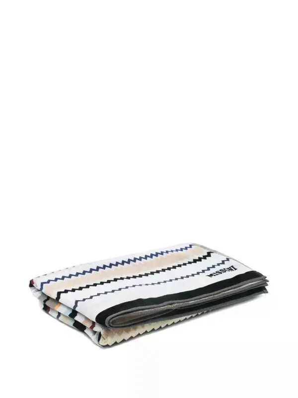 Missoni Zig Zag Pattern Towel - White
