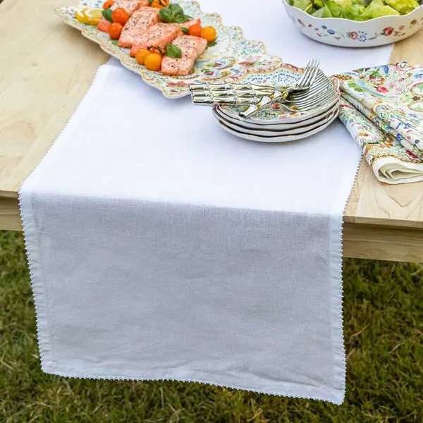 JULISKA Berry Scallop Table Runner, 18 X 90 - White