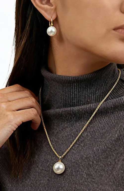 RETRO CHIC Necklace And Earrings Set