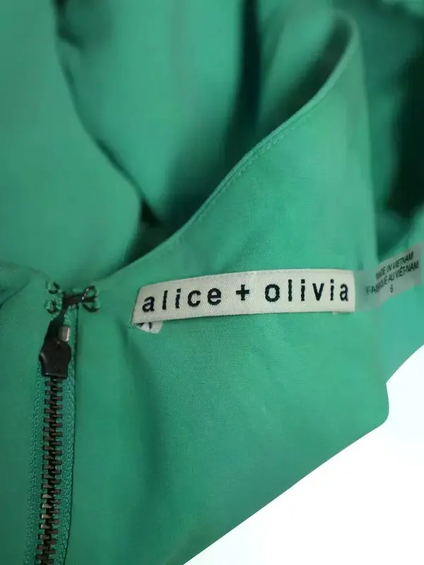 Alice + Olivia Puff-sleeve Flared Dress