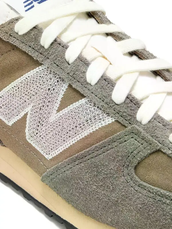 NEW BALANCE Logo Sneakers