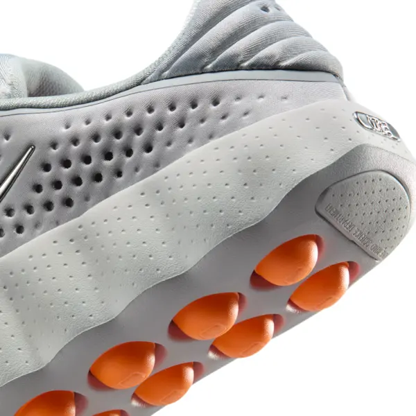 Nike Mind 002 Sneakers