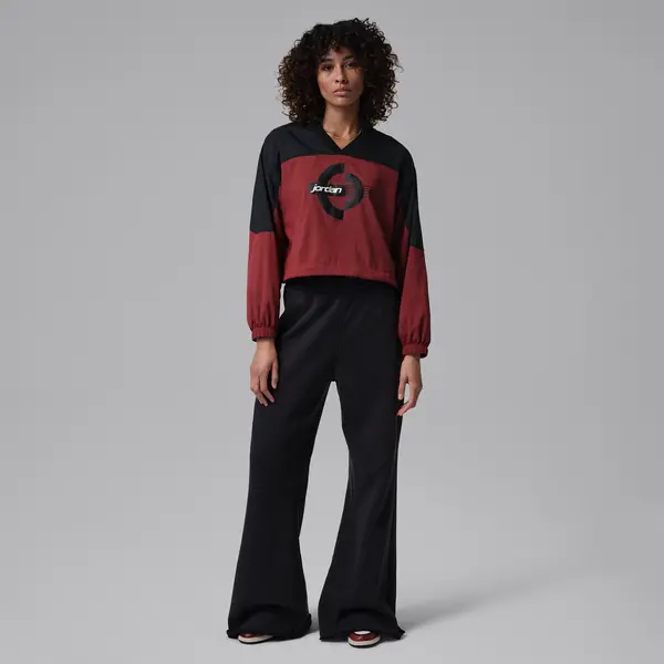 JORDAN Brooklyn Woven Long-sleeve Graphic Pullover - Black