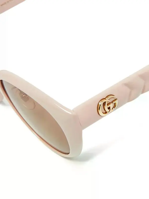 Gucci Round Frame Sunglasses - Pink | Editorialist display picture 1