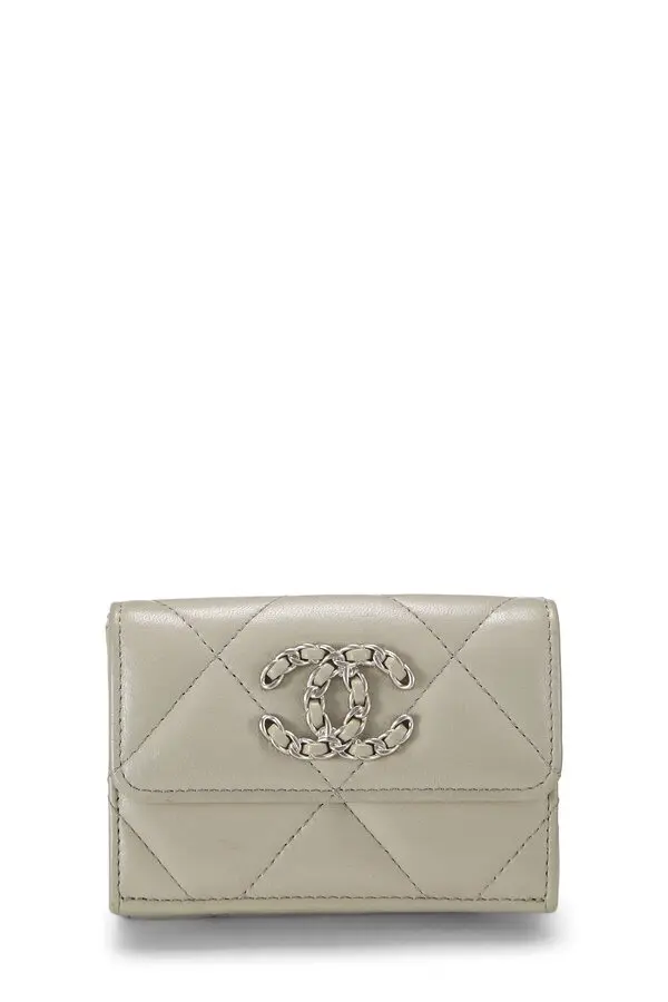 Chanel Quilted Lambskin 19 Compact Wallet - Grey