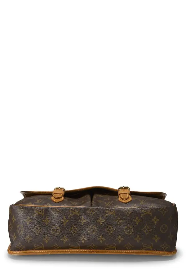 LOUIS VUITTON Monogram Sac Gibeciere