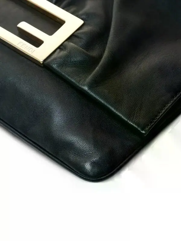 Fendi 2000-2015 Two-way Clutch