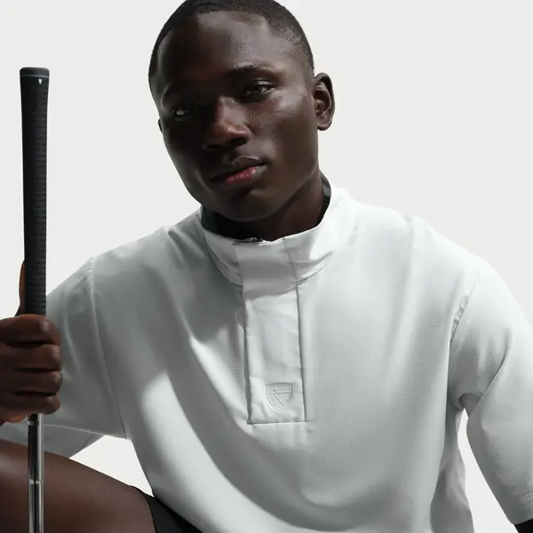 Nike Tailored Performance Dri-fit Loose Short-sleeve Golf Windshirt