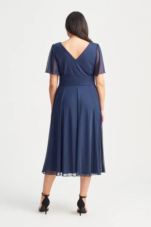 SCARLETT & JO Victoria Angel Sleeve Midi Dress