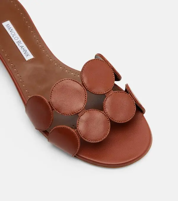 Manolo Blahnik Haribalmuflat Leather Slides - Brown