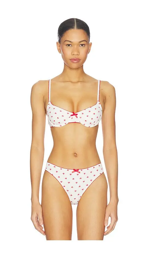 KAT THE LABEL Hugo Underwire Bra In White - Heart Print