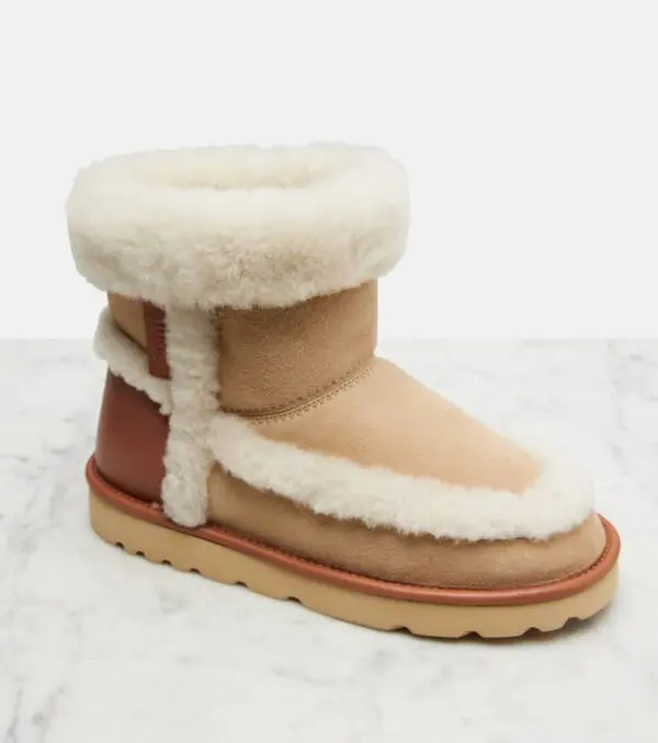 Chloé Dolcie Shearling-trimmed Ankle Boots - Beige