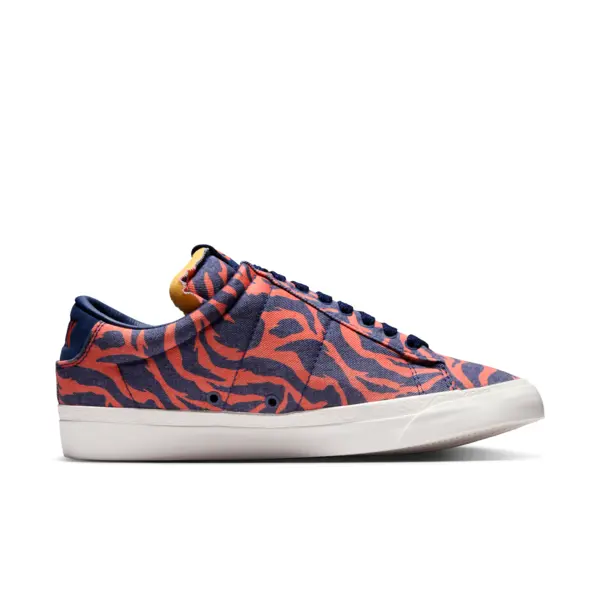 Nike Blazer Low X Book Shoes - Orange
