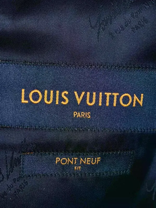 LOUIS VUITTON Patterned Wool Suit