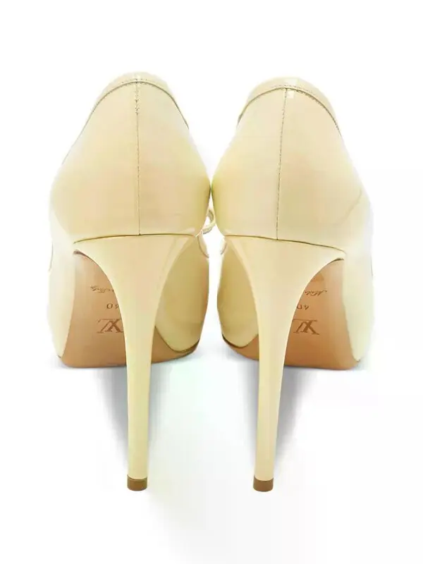 LOUIS VUITTON Peep-toe Bow Pumps