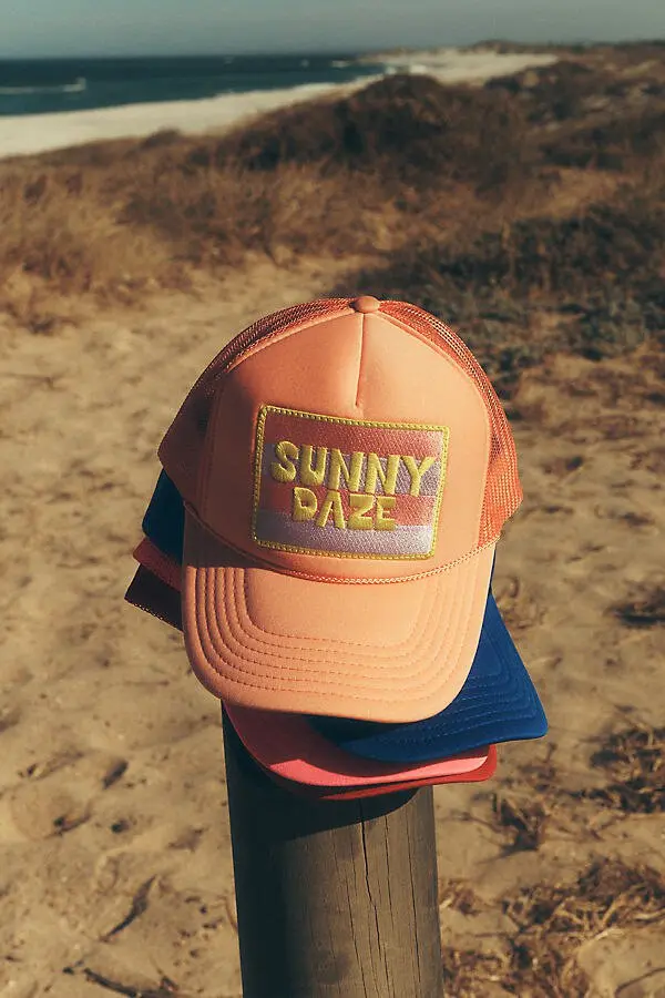 FRIDAY FEELIN Sunny Daze Trucker Hat - Coral