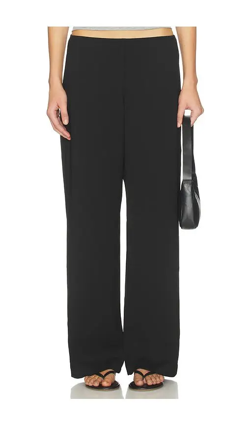 Donni. The Crepe Simple Pant - Black