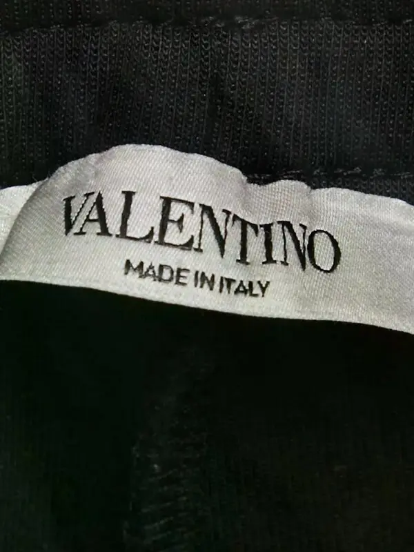 Valentino Garavani Logo-appliqué Shorts