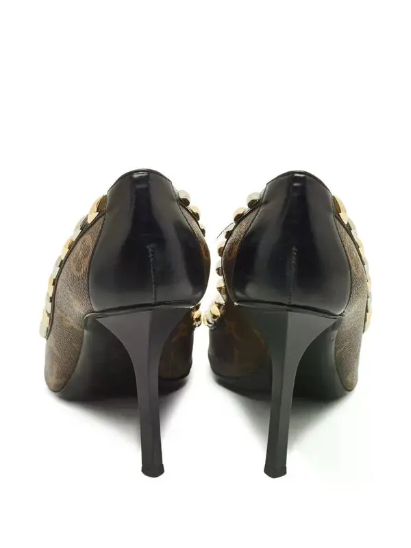 LOUIS VUITTON Stud-embellished Pumps