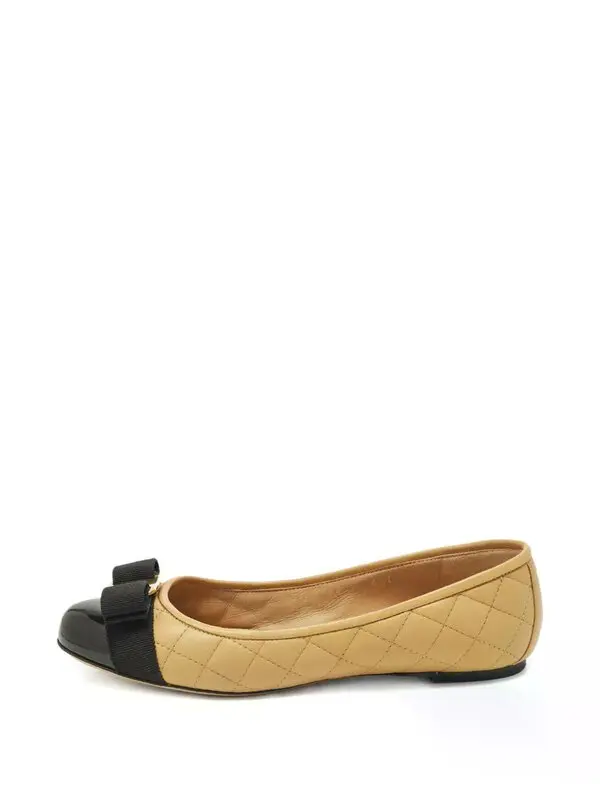 FERRAGAMO Varina Quilted Bow Ballet Flats - Neutrals