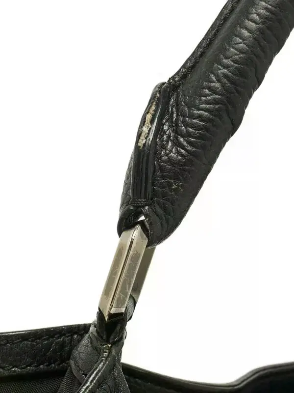 Burberry Logo Detail Shoulder Bag