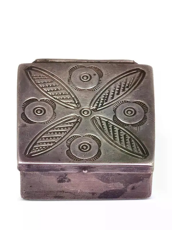 FORTELA Floral-engraved Box - Silver