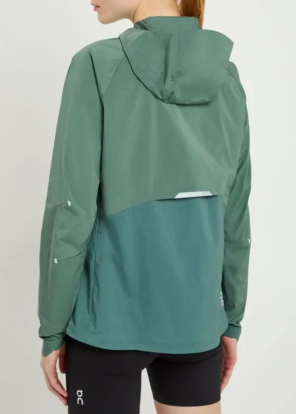 On Core Hooded Shell Jacket