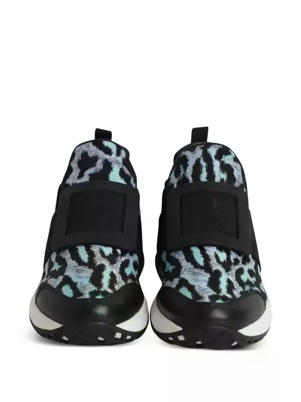 ROGER VIVIER Run Viv Sneakers - Black