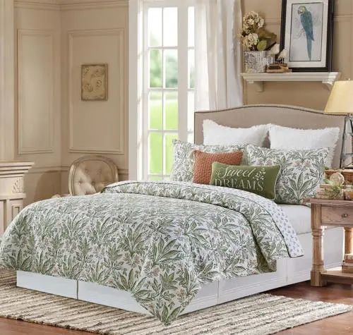 C&F HOME Lana Palms Quilt Bedding Collection - Green