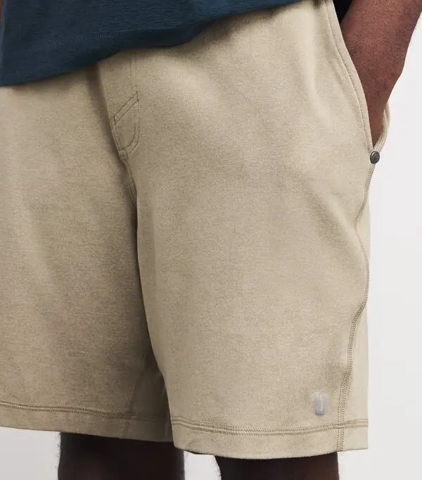 Vuori Ponto Performance Sweat Shorts - Beige
