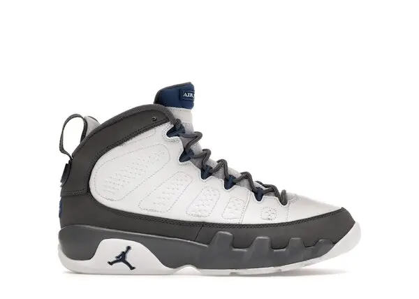 JORDAN 9 Retro Sneakers