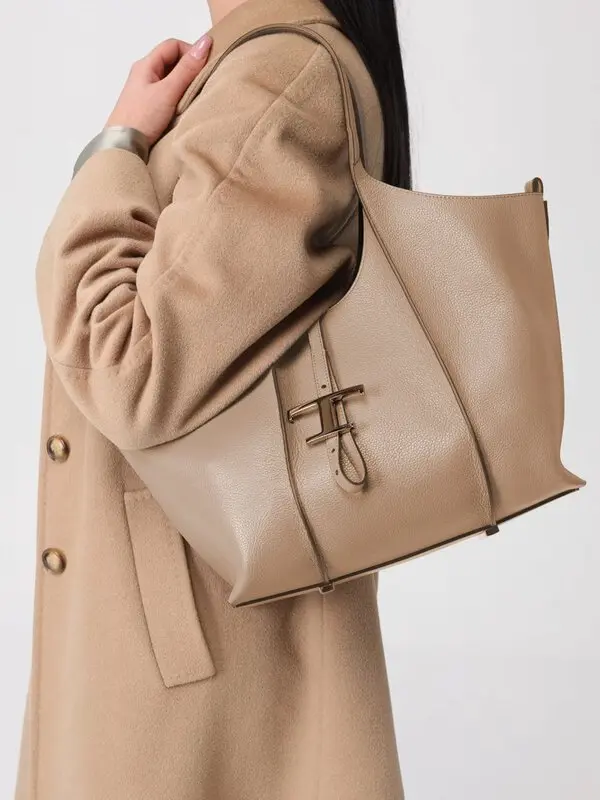 TOD'S Leather Shoulder Bag With Gold Tone Clasp
